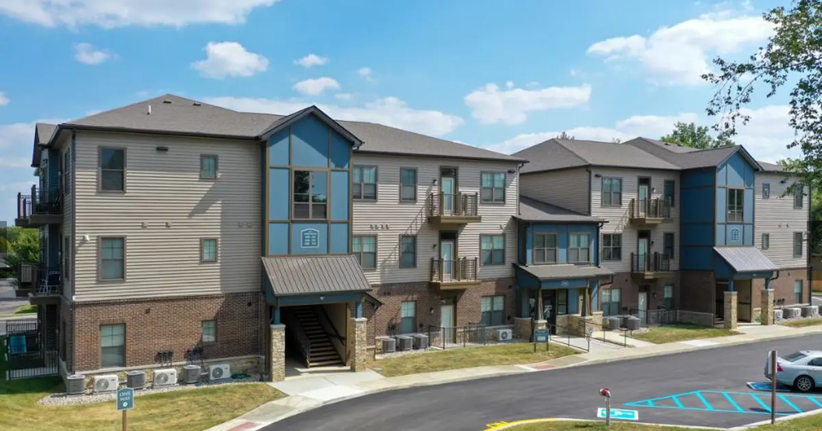 Gallery | Slate Run Apartments & Lofts